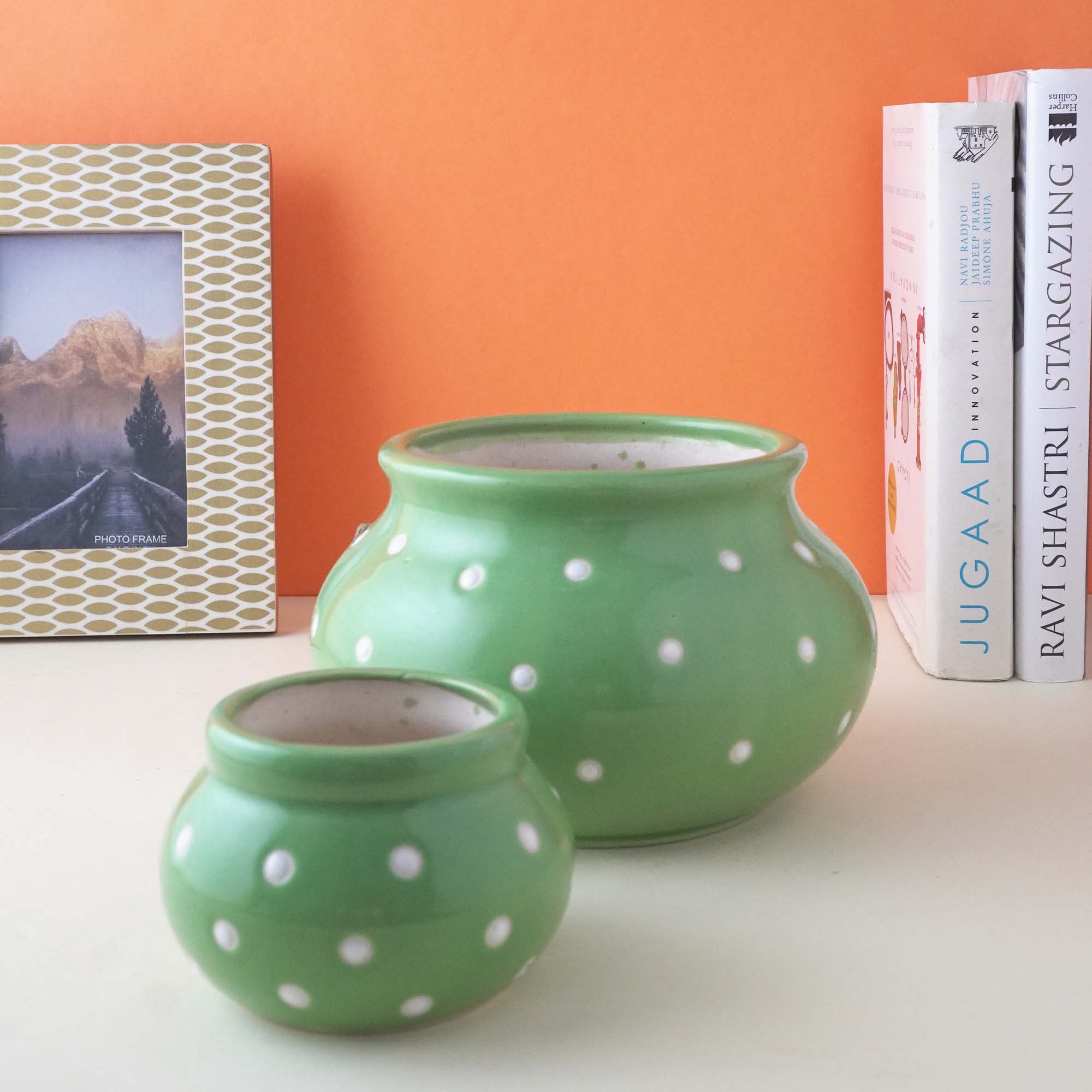 Modern Matka Ceramic Planter- Green – The Decor Mart